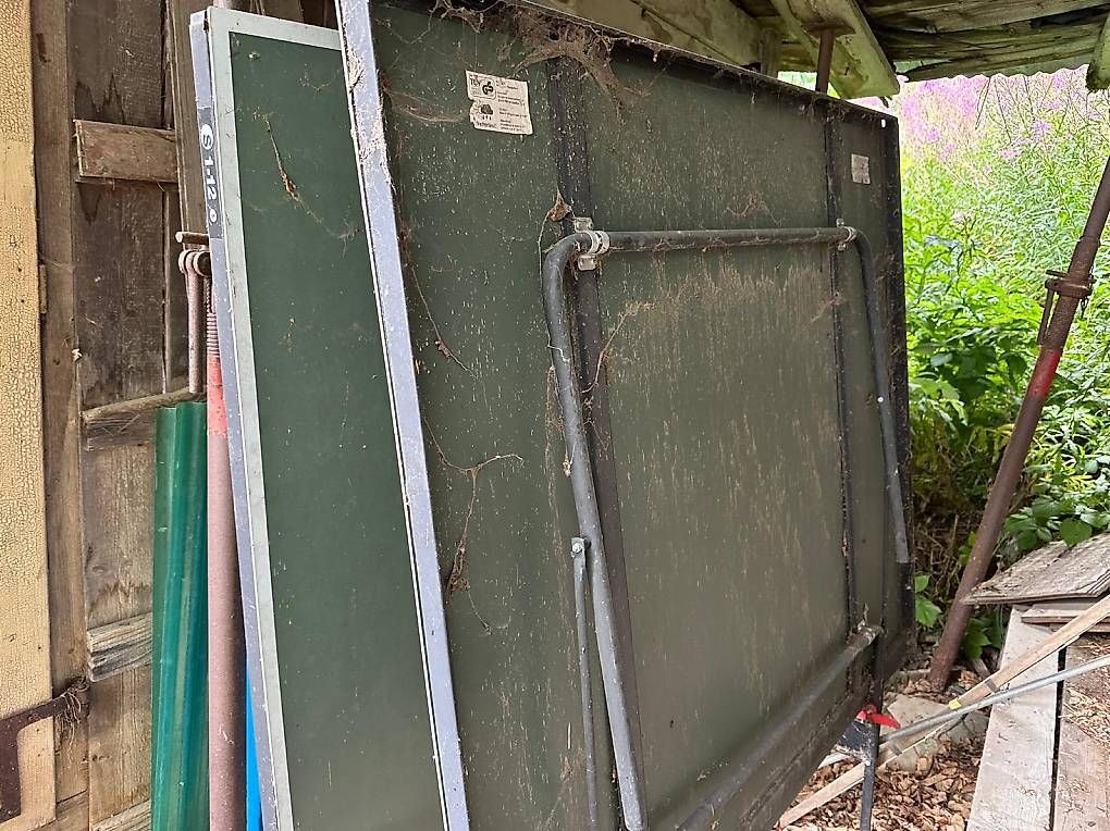 Table tennis de table (D'occasion) à Montana pour CHF 1 – retrait ...