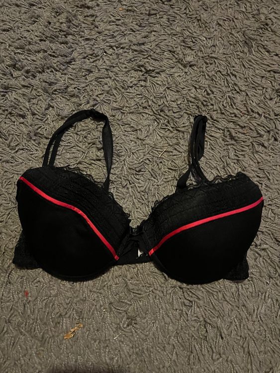 Soutien-gorge 85C (Gebraucht) in Bôle für CHF 2 – mit Lieferung auf ...