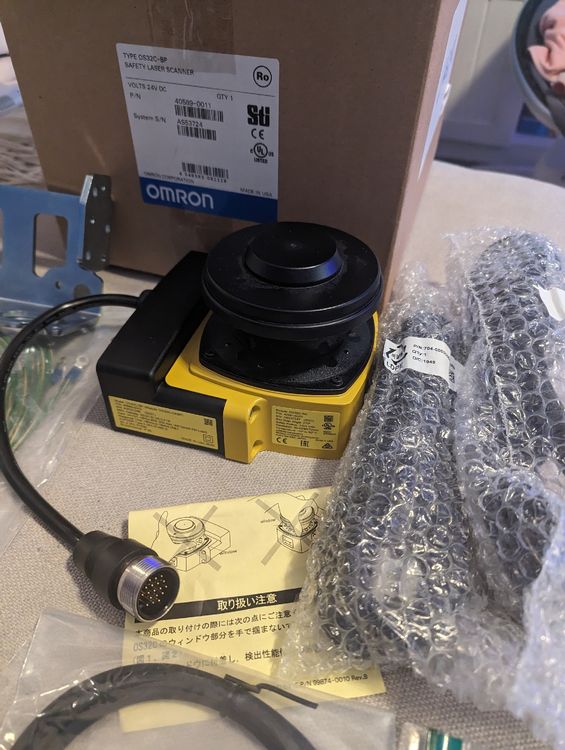 OMRON OS32C IP65 LASER SCANNER 270GR (Gebraucht) in Baden für CHF 550 ...