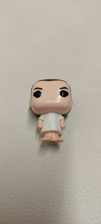 Stranger Things Elfie Kinder Joy (Neu (gemäss Beschreibung)) in ...