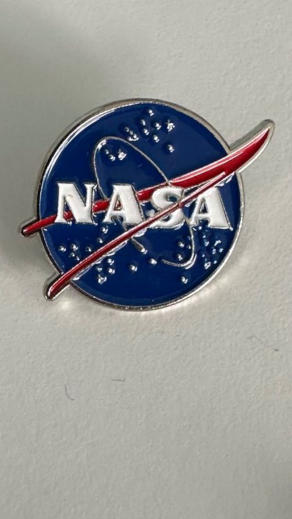 Nasa Spaceshuttle Pin (Gebraucht) in Gutenswil für CHF 4.5 – mit ...