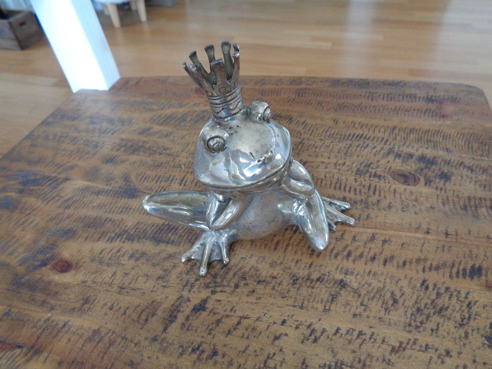 cooler Metall? Frosch (Gebraucht) in Hägglingen für CHF 34 – mit ...
