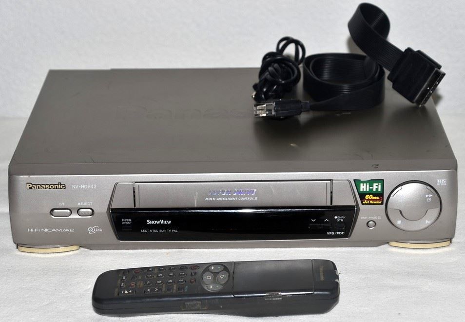 magnétoscope VHS Panasonic NV-HD642F (Gebraucht) in Collonges für CHF ...