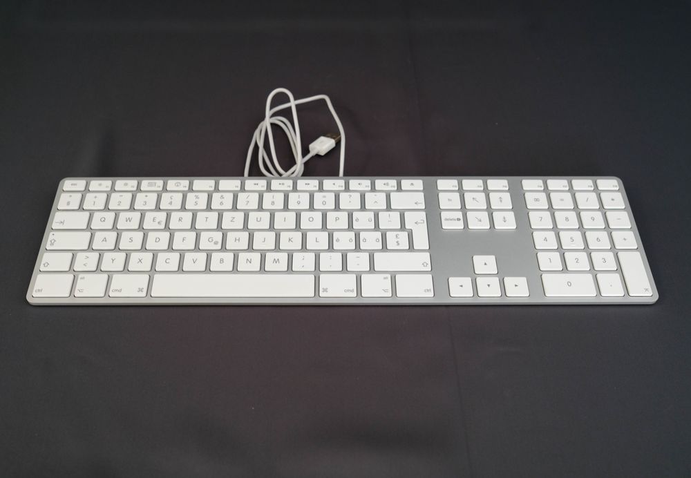 Apple USB Keyboard QWERTZ weiss | Kaufen auf Ricardo