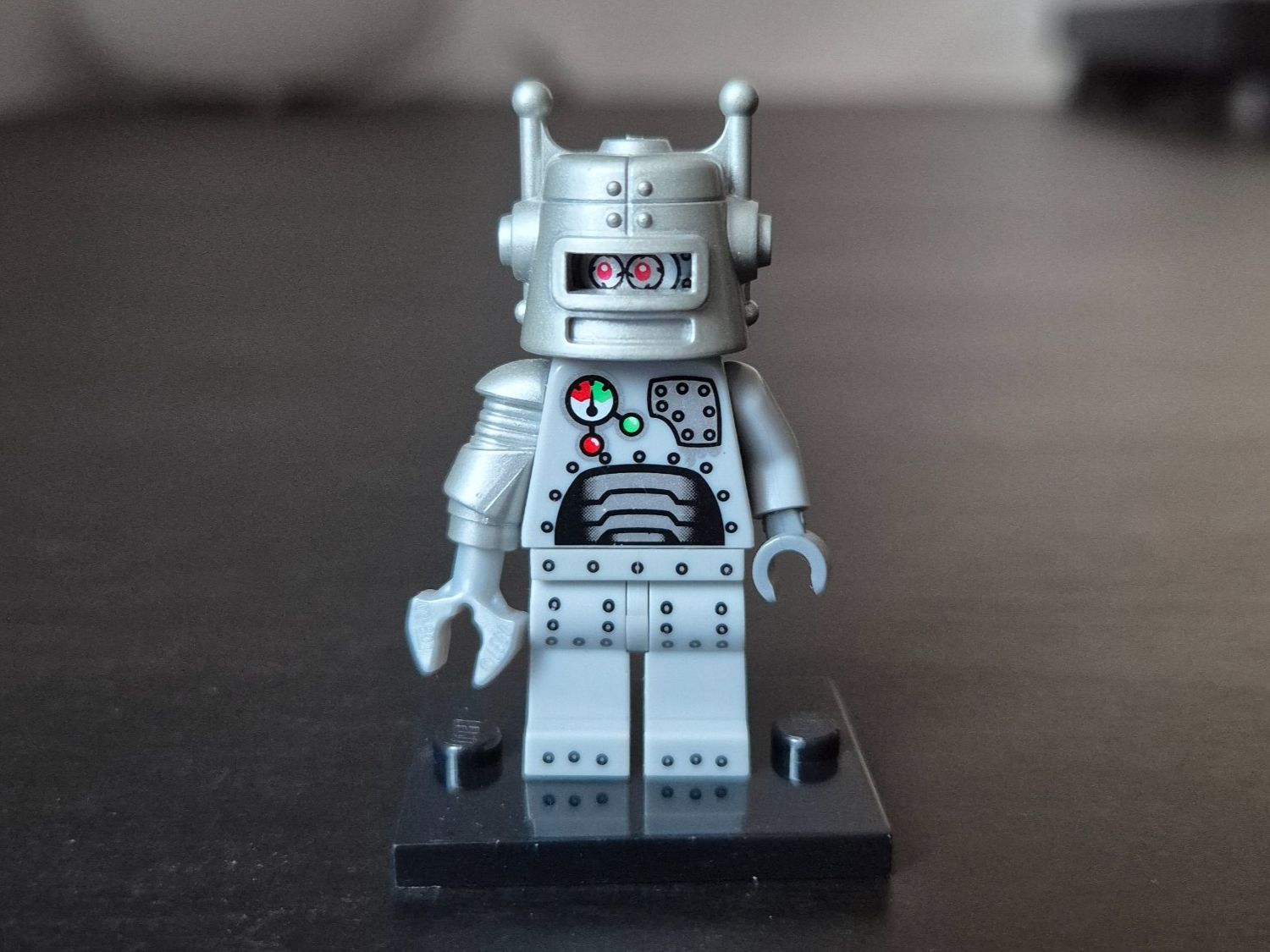 Lego Minifigures Series 1 - col01-7 Robot (Gebraucht) in Lausanne für ...