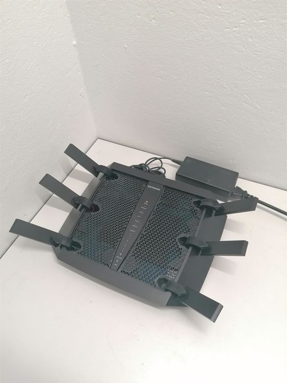 Netgear R8000 Nighthawk X6 (Gebraucht) in Niederdorf für CHF 49 – mit ...