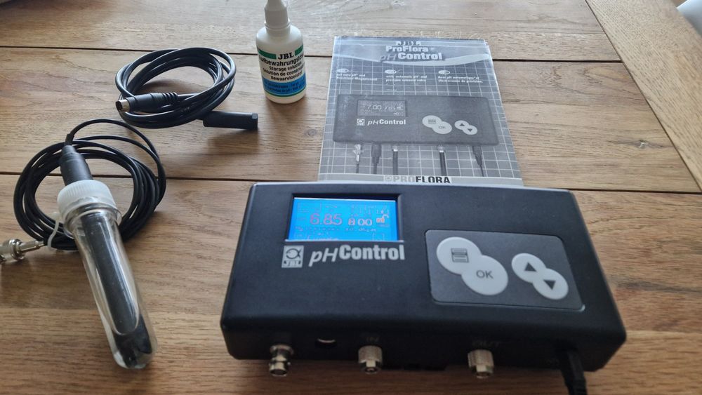 JBL ProFlora pH Control - CO2/pH-Computer inkl. Magnetventil (Gebraucht ...