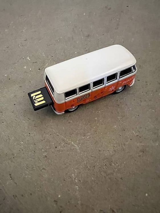 VW-Bus USB-Stick (Gebraucht) in Flurlingen für CHF 3 – mit Lieferung ...