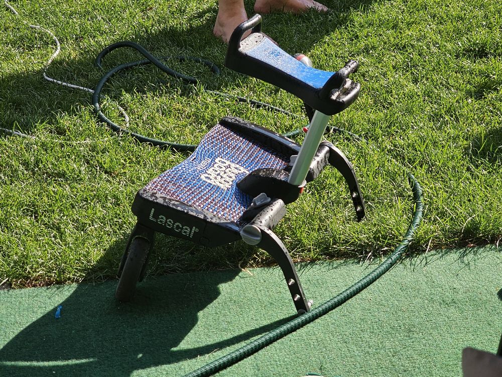 Buggyboard Lascal mit Sitz maxi (Gebraucht) in Brüttisellen für CHF 40 – mit Lieferung auf ...