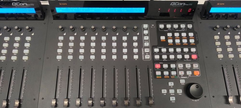 Icon Qcon Pro G2 und Qcon EX G2 | Kaufen auf Ricardo