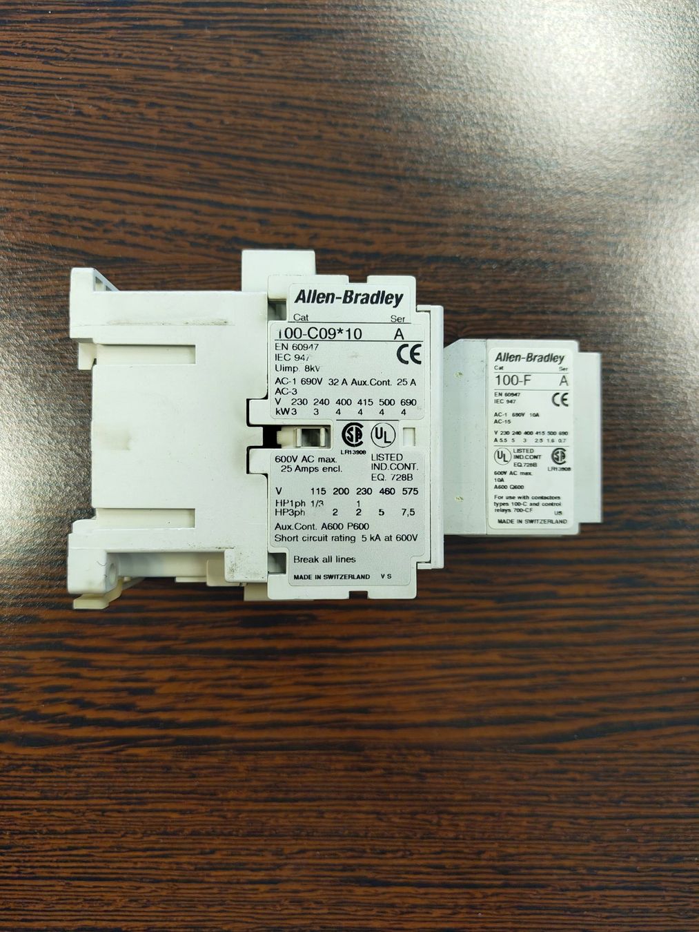 Allen-Bradley Schütz C9 100-F09*10 mit Hilfskontakt (Gebraucht) in ...