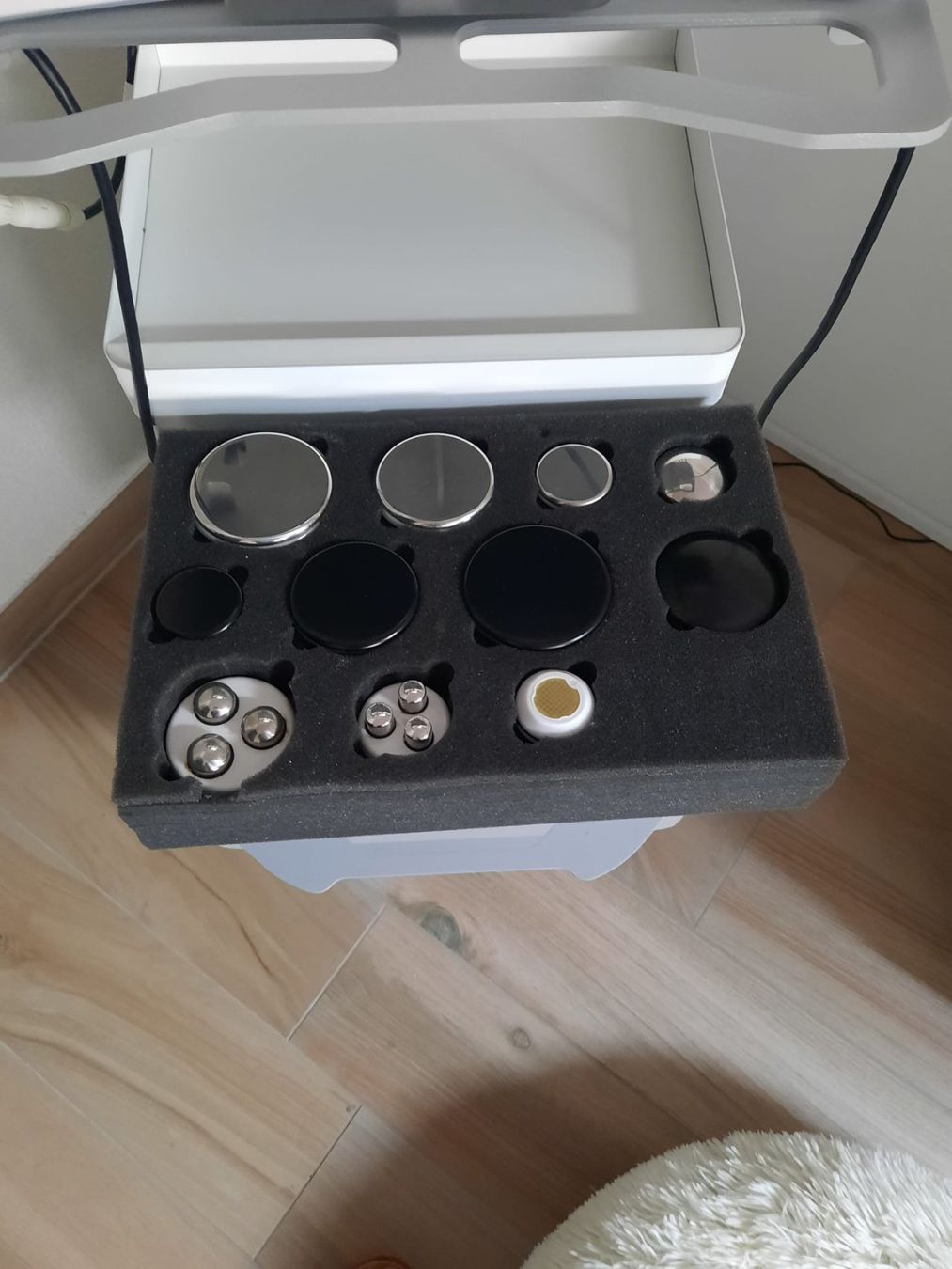 Winback Tecar 3.0 - Appareil de soins esthétiques Back 4 (Gebraucht) in Lausanne für CHF 20000 ...