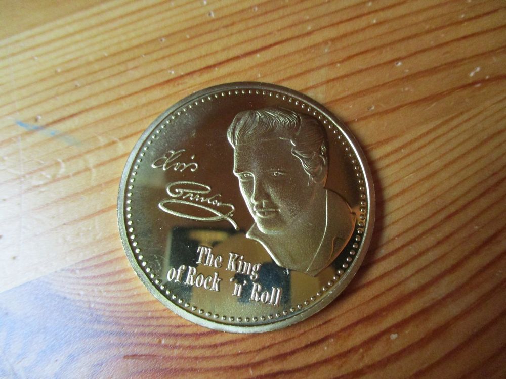 Elvis Presley King of Rock n Roll (Neu (gemäss Beschreibung)) in Felsberg für CHF 8 – mit ...