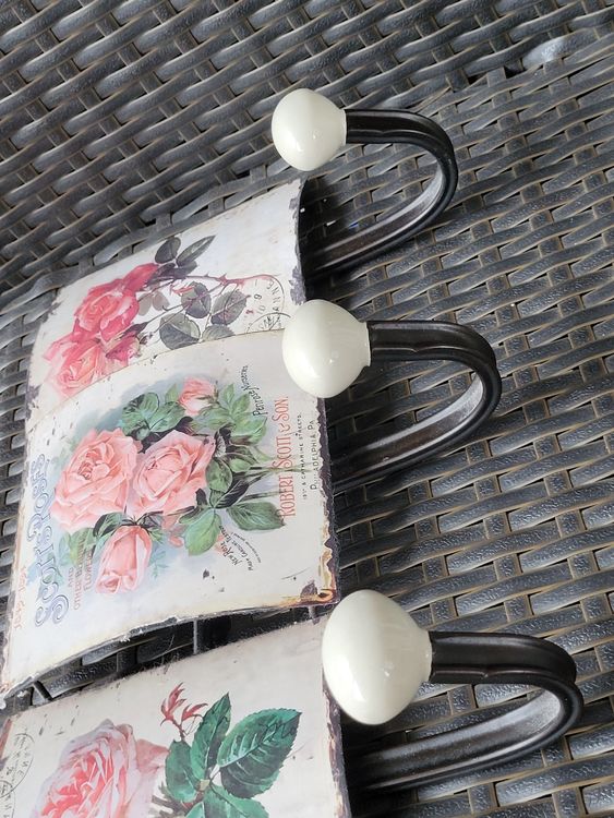 Wunderschöne Garderobe "Roses" Metall Shabby Chic (Gebraucht) in ...