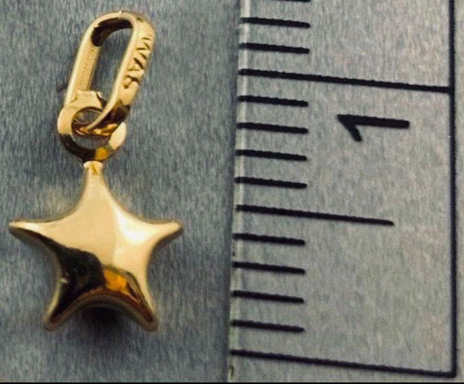 750 Gold 18K wunderschöner STERN Anhänger NEU (Neu und originalverpackt ...