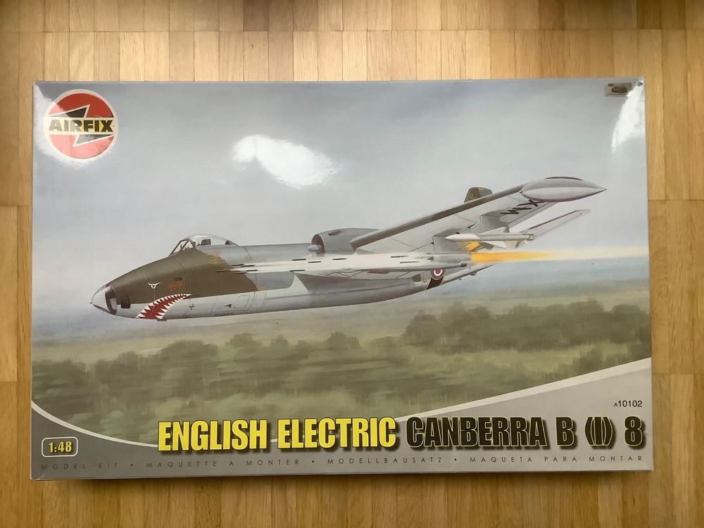 English Electric Canberra B 8 (Gebraucht) in Hedingen für CHF 30 – mit Lieferung auf Ricardo kaufen