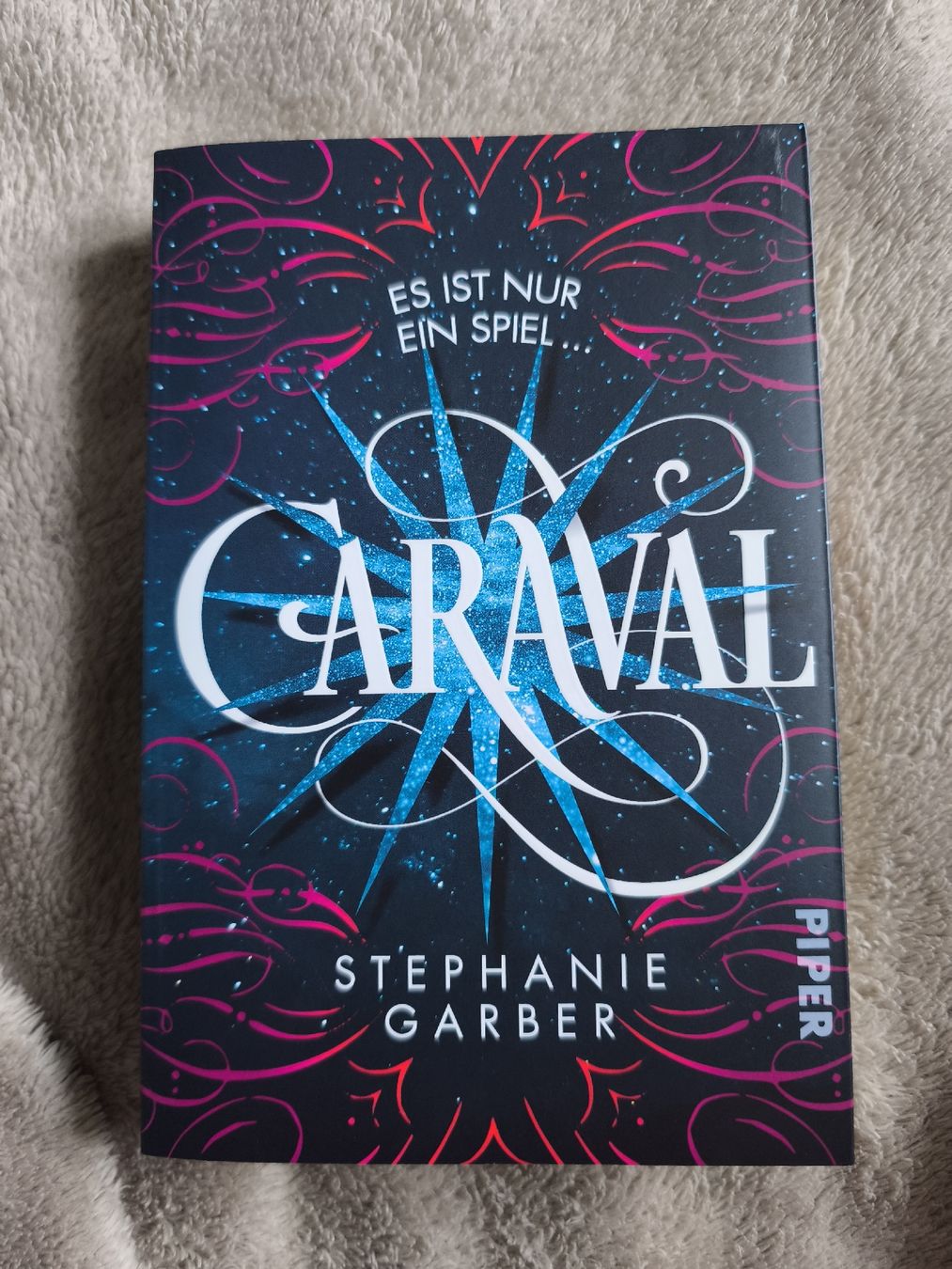 Caraval Band 1 von Stephanie Garber (Neu (gemäss Beschreibung)) in ...
