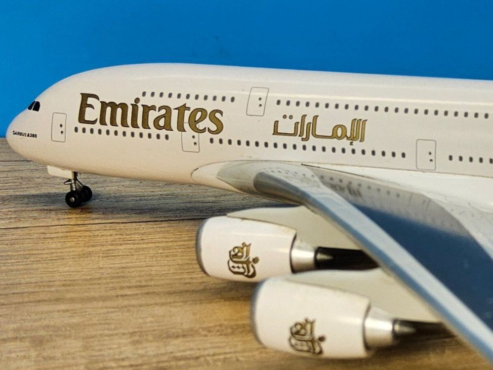 Airbus A380 __ Emirates __ Dragon Wings 55376 __ 1:400 (Gebraucht) in ...