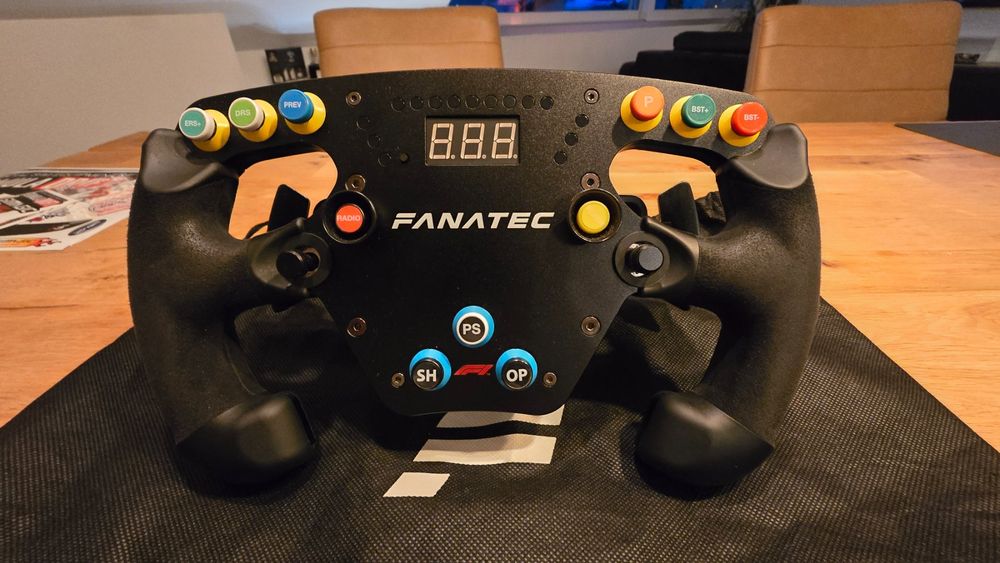 Fanatec Clubsport Steering Wheel F1 Esports V2 (Gebraucht) in ...