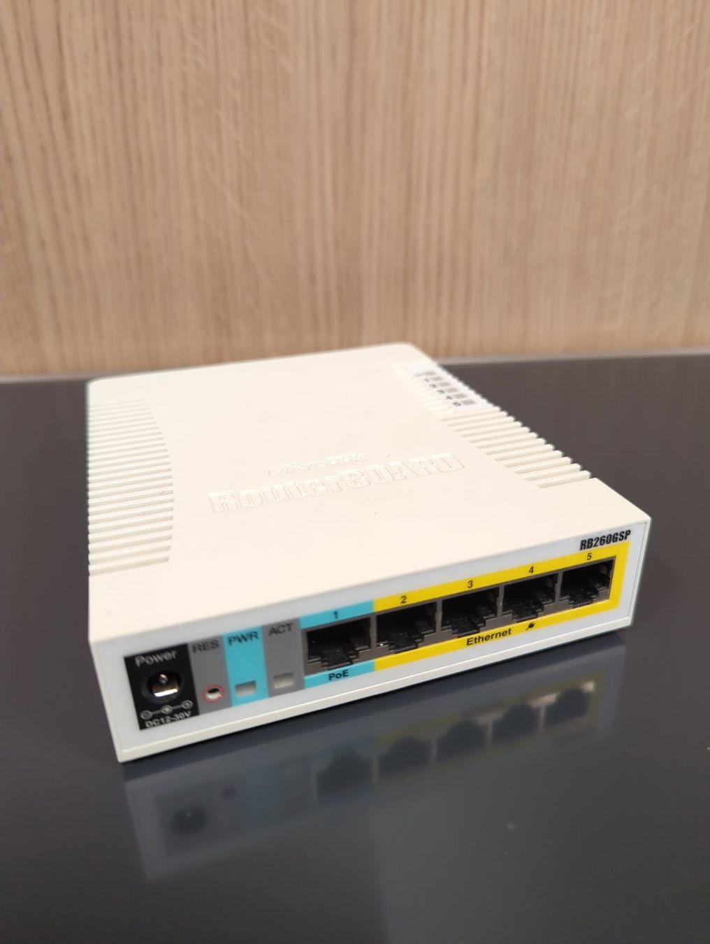 Mikrotik RB260GSP (5x Gigabit PoE out Ethernet Smart Switch) (Gebraucht ...