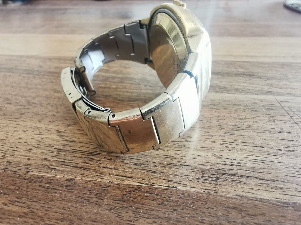 Pulsar P3 Kult LCD Uhr , 70er Jahren, vergoldet, läuft ! | Kaufen auf ...