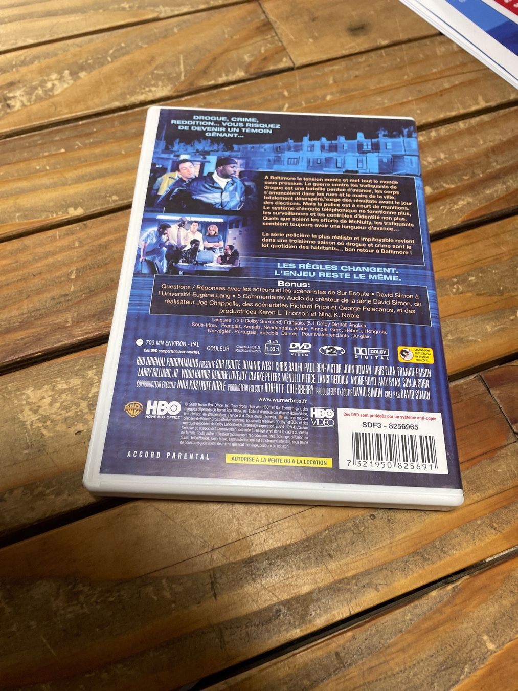 DVD sur écoute intégral saison 3 (D'occasion) à moudon pour CHF 0.6 ...