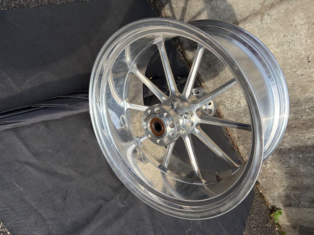 Harley Felge Performance Machine PM Neu Breitreifen Softail (Gebraucht ...