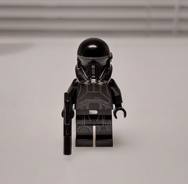 Lego Death Trooper (Minifigur) | Kaufen auf Ricardo