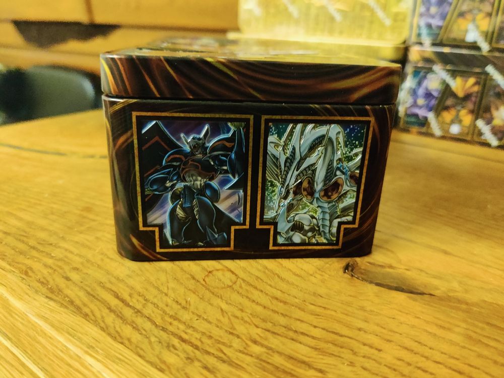Yu-Gi-Oh Tin, mit 500 Karten, Common - Rare, DE + ENG 1st (Neu (gemäss ...