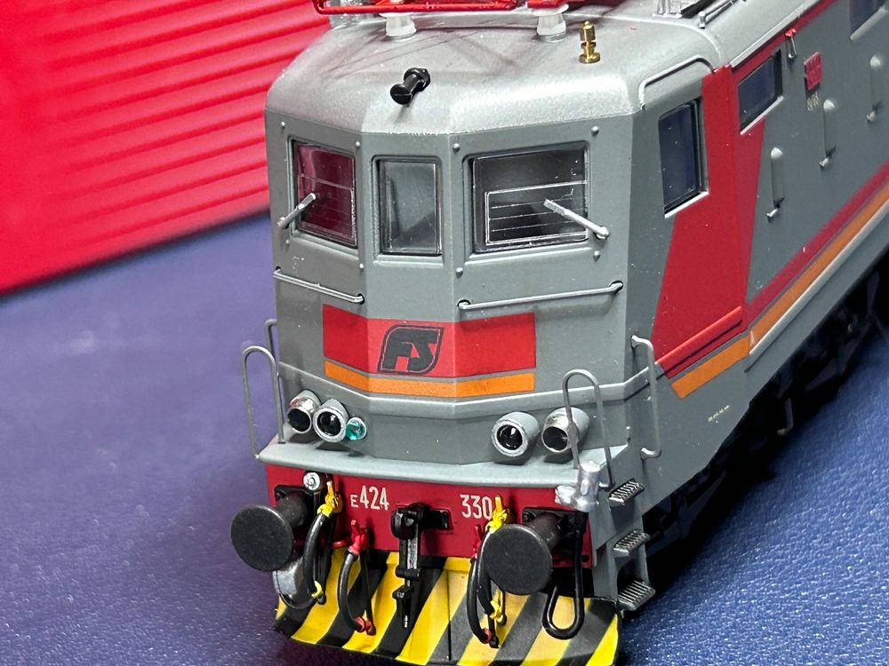 RIVAROSSI, E 424.330, FS ´Navetta’ (Neu (gemäss Beschreibung)) in ...