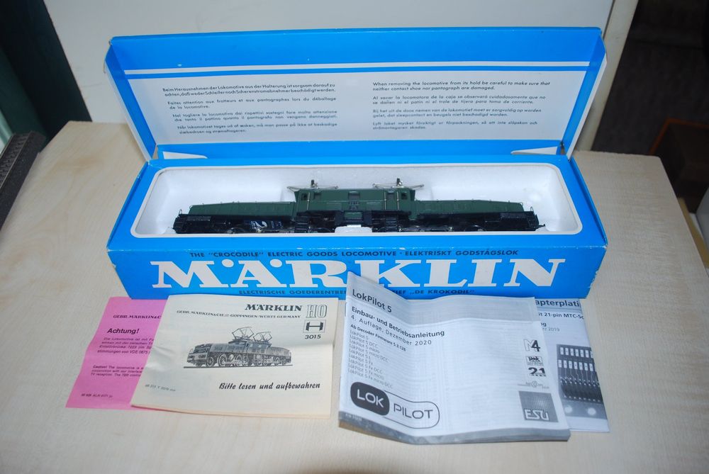 Märklin 3015 SBB / CFF Krokodillok ESU MFX V5 Digital (Neu (gemäss ...