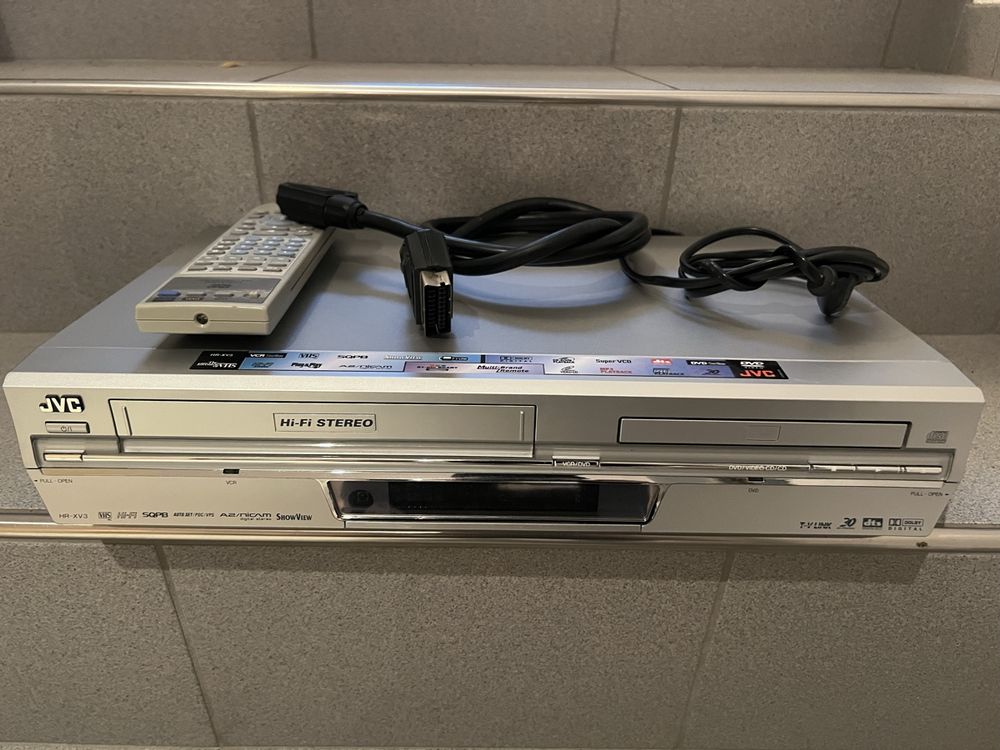 JVC HR-XV3 VHS Videorecorder & DVD Player - Top Zustand! (59 (Gebraucht) in Schongau für CHF 360 ...