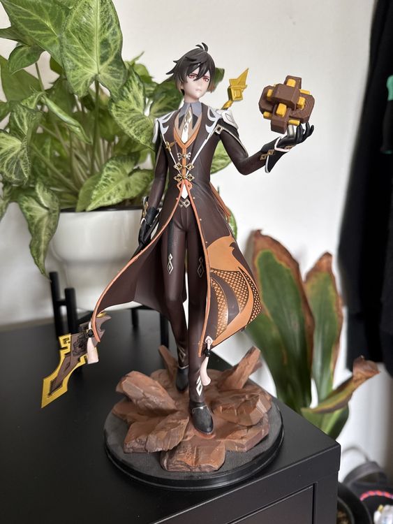 Genshin Impact Zhongli Figure-Excellent Cond. + original box (Neu ...