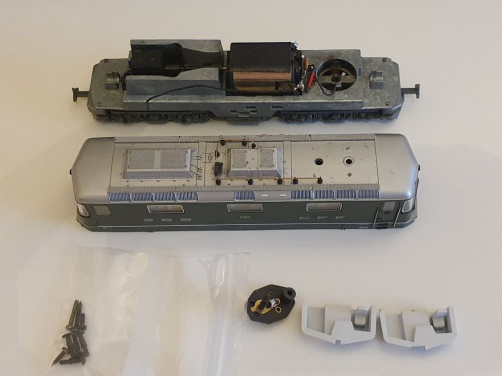 LIMA SBB Re 4/4 II Bastelware (Defekt) in Münchenstein für CHF 4 – mit Lieferung auf Ricardo kaufen