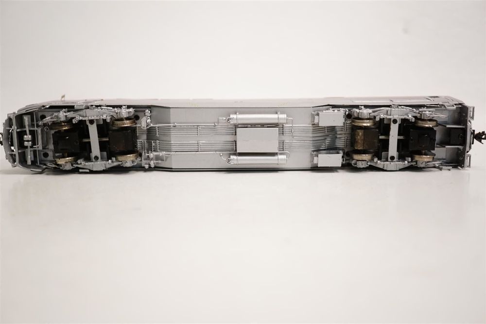 5ß Overland Model USA Amtrak AMD-103 Genesis Diesellok (Gebraucht) in Uetendorf für CHF 298 ...