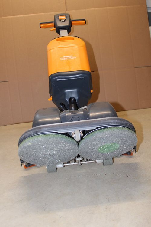 Putzmaschine Taski swingo250 uicro Li-on Scheuersaugmaschine (Neu ...