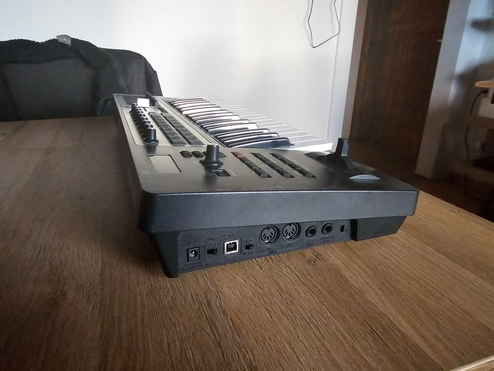Roland PCR-300 USB MIDI Keyboard Controller (Gebraucht) in Wangen b ...