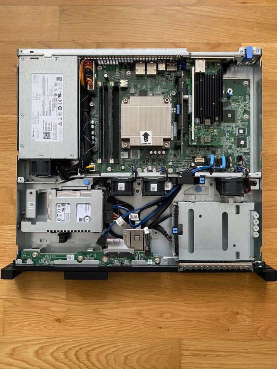 Dell PowerEdge R220 (inkl. 1x 10Gbps NIC) (Gebraucht) in Lenzburg für ...