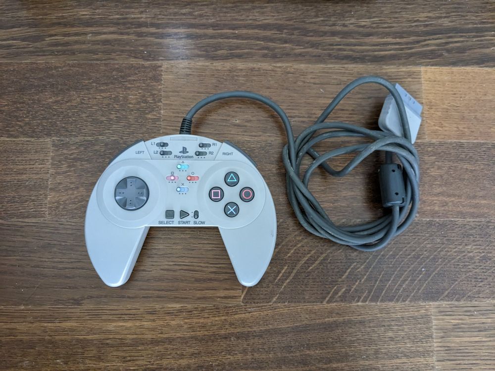 Ascii Controller - Sony Playstation 1 PS1 (Neu und originalverpackt) in ...