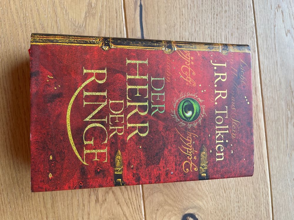Buch Der Herr der Ringe (Gebraucht) in Balmberg für CHF 8 – mit ...