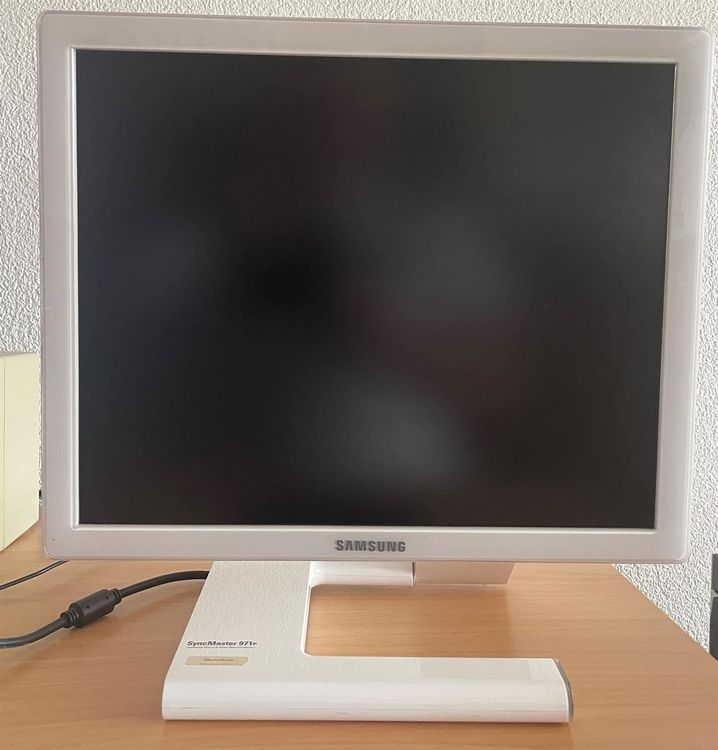 Monitor Samsung TFT SyncMaster 971p 19 " | Kaufen auf Ricardo