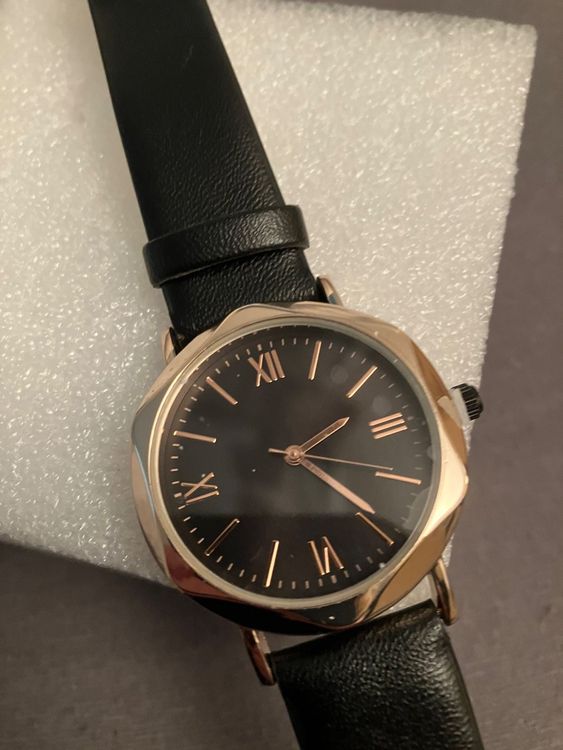 Elegante, festliche Uhr von Yves Rocher, Neu und ungebraucht (Neu ...