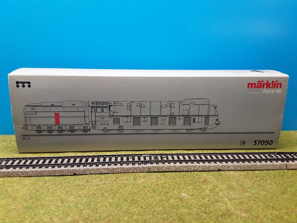 Märklin 37050 Dampflokomotive mit Schlepptender digital _ H0 (Gebraucht ...