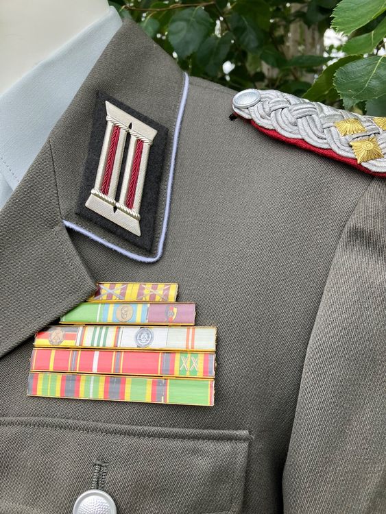 DDR NVA Offizier Dienst Uniform Stasi Oberst (Gebraucht) in Comano für ...