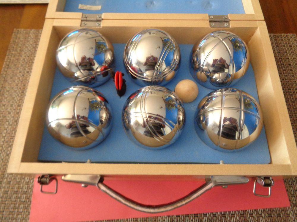 Boule Set (Neu und originalverpackt) in Bubikon für CHF 15 – mit ...