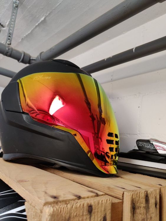 Icon Airflite mit coolem Visier | Kaufen auf Ricardo