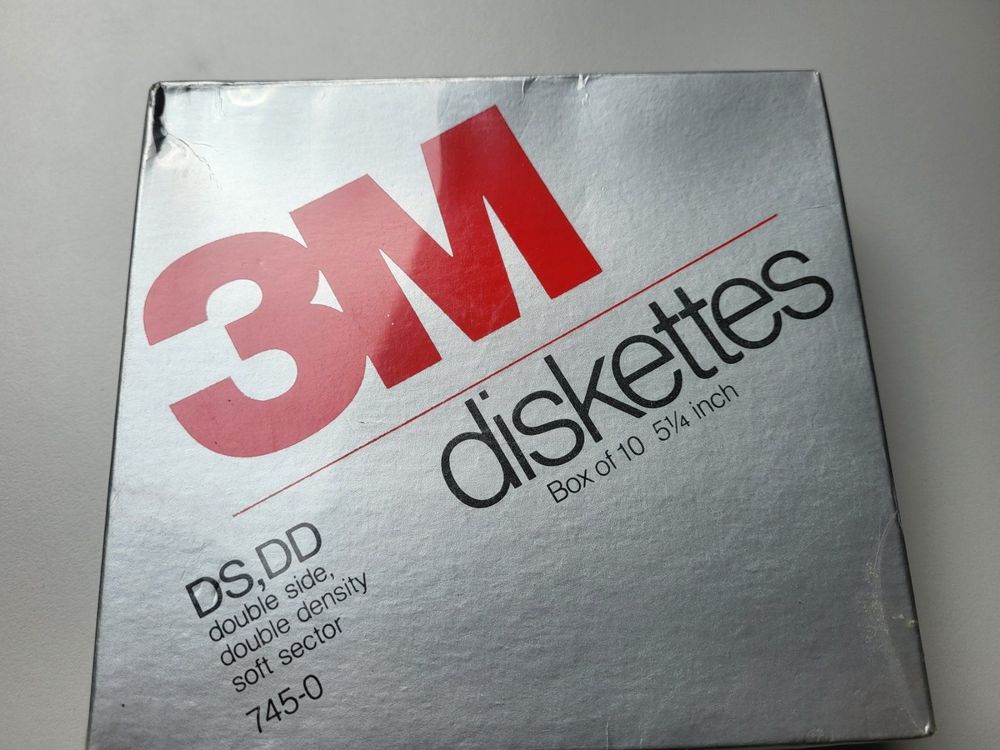 Diskettenbox mit 10 Stück 5,25" Disketten (Neu und originalverpackt) in ...