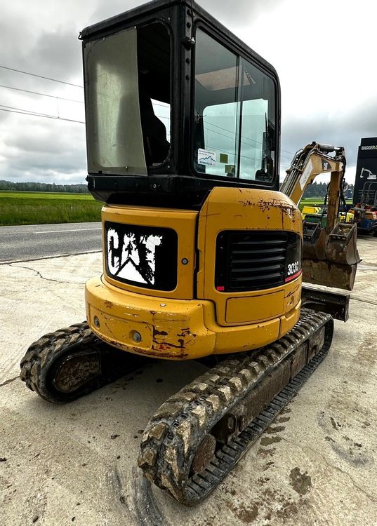 Caterpillar Bagger CAT 303C Mnibagger 3 Tonnen (Gebraucht) in ...