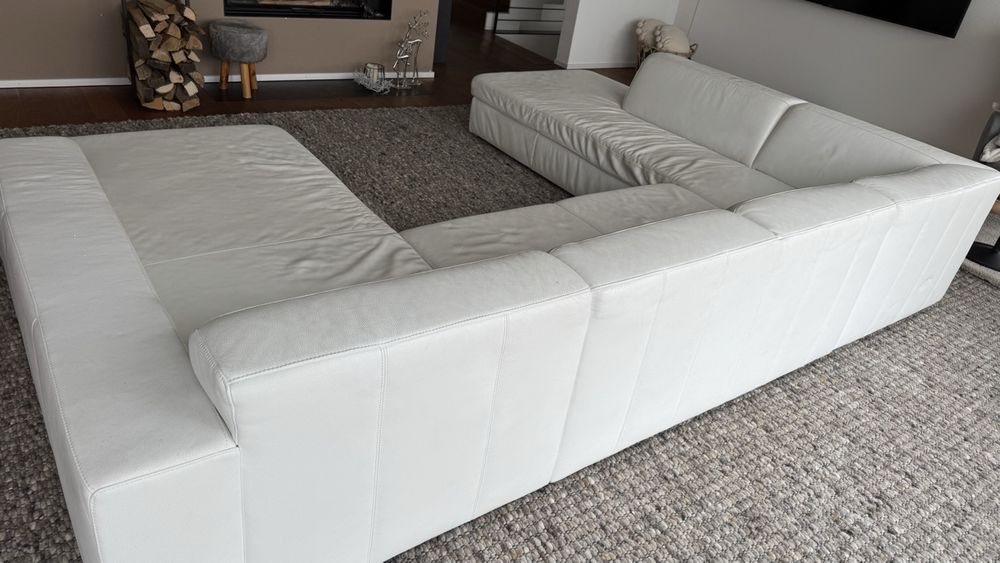 Weisse Ledercouch, grosszügige U-Form,guter Zustand! (Gebraucht) in ...