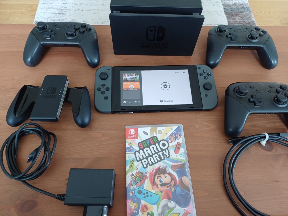Nintendo Switch + Super Mario Party + Controller | Kaufen auf Ricardo